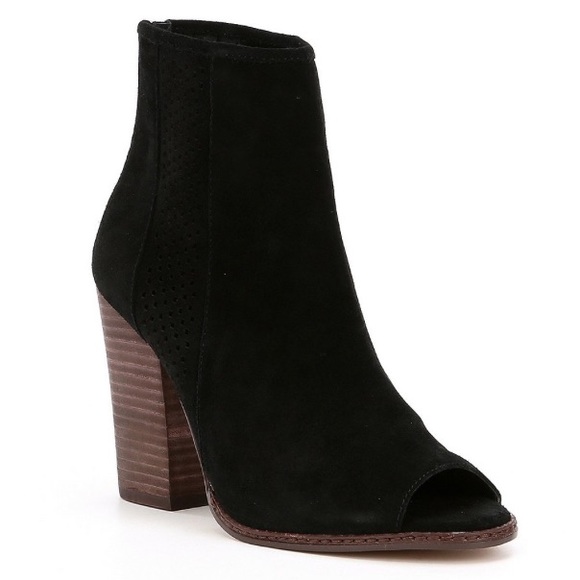 Gianni Bini | Shoes | Gb Schoolsout Suede Peeptoe Block Heel Shooties ...